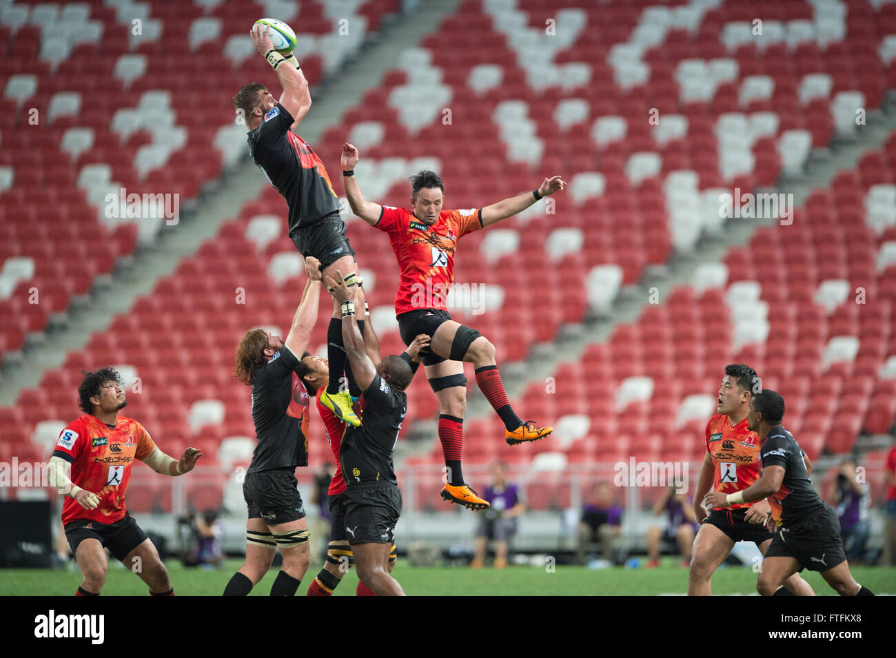 Yoshiya HOSODA, (JPN), Left Flanker, Super Rugby 2016 Sunwolves vs ...