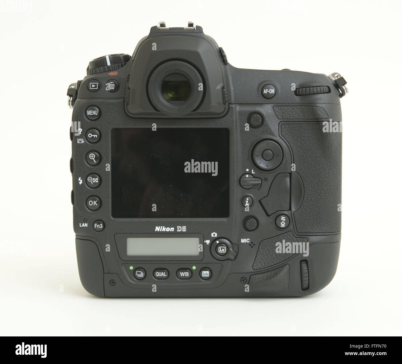 Los Angeles, California, USA. 27th Mar, 2016. Camera maker Nikon began ...