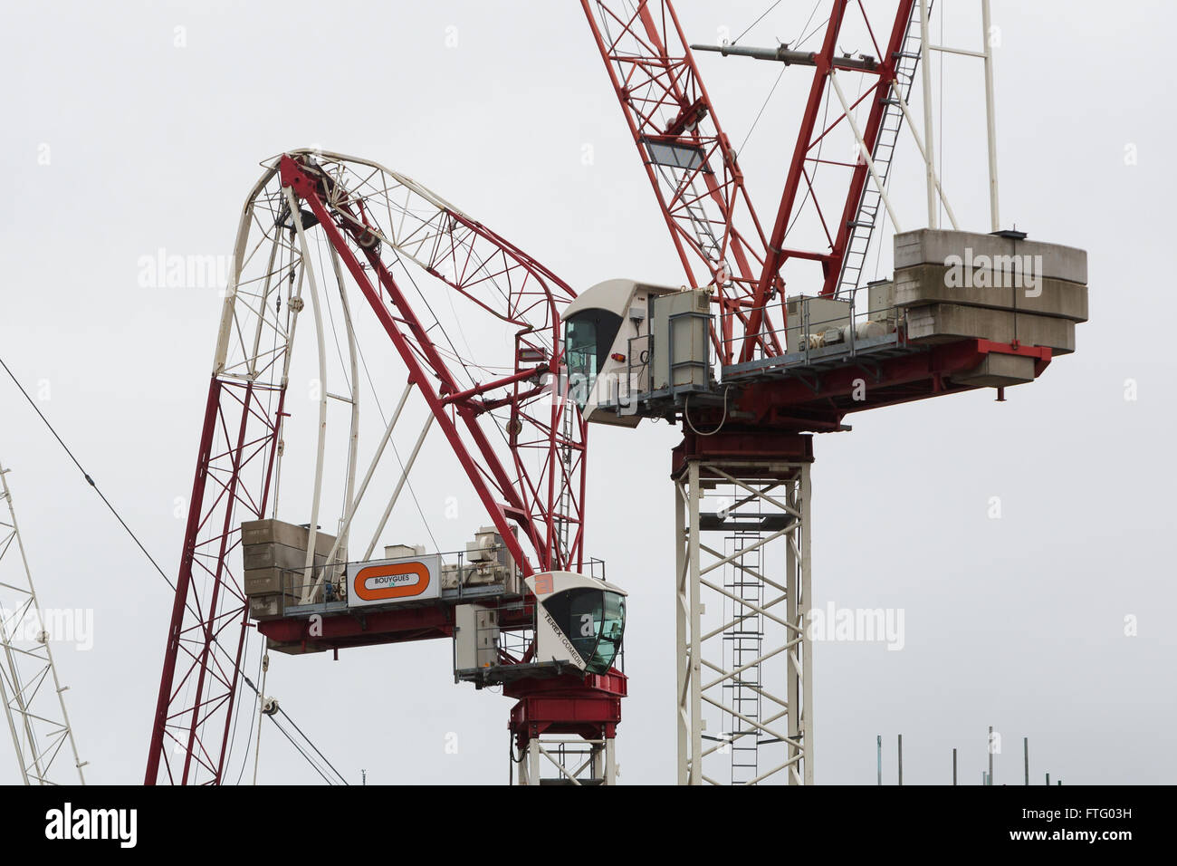Crane collapse in london hi-res stock photography and images - Alamy