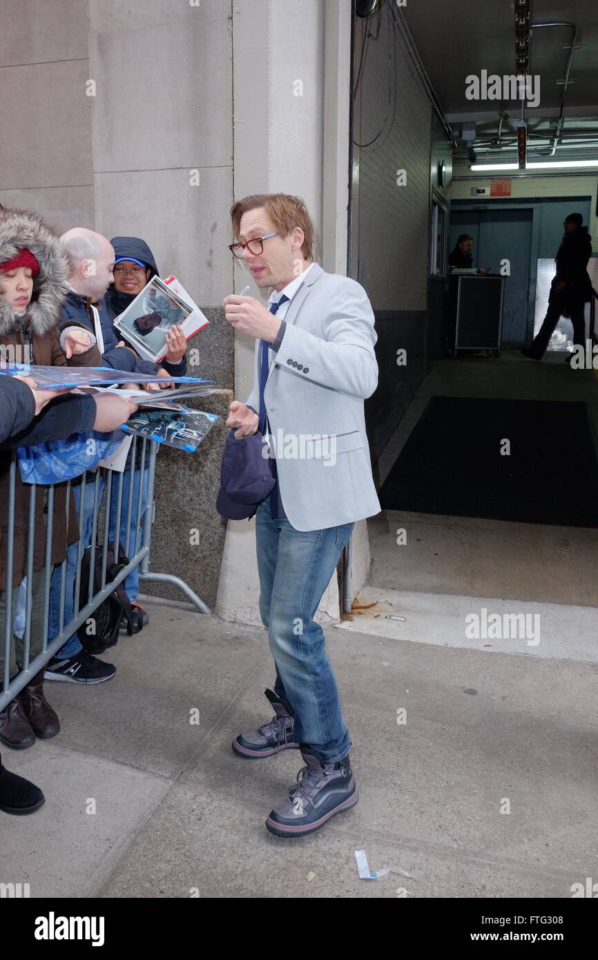 Celebrities at The Huffington Post Featuring: Jimmi Simpson Where ...