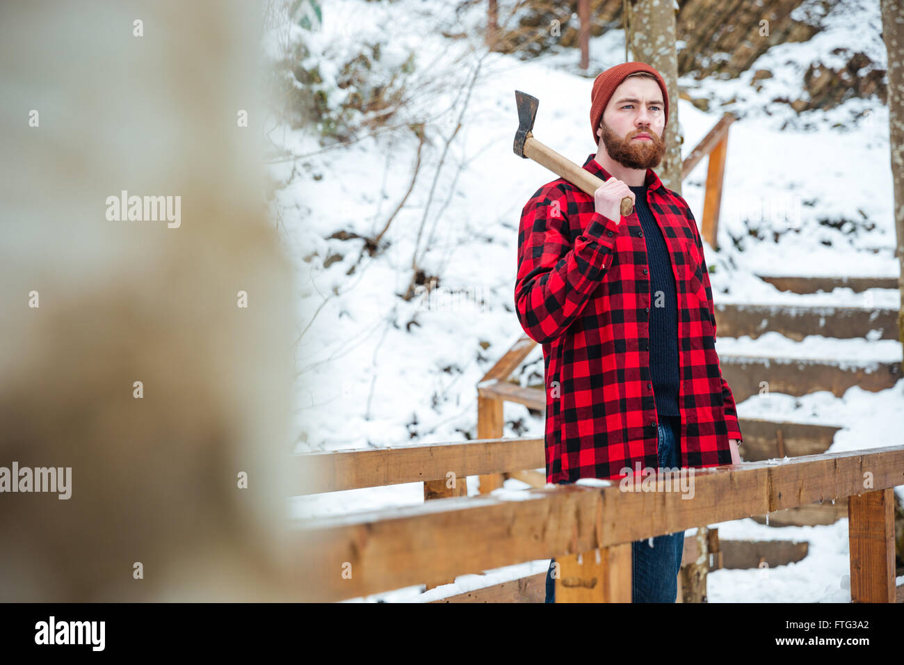 Man holding axe hi-res stock photography and images - Alamy