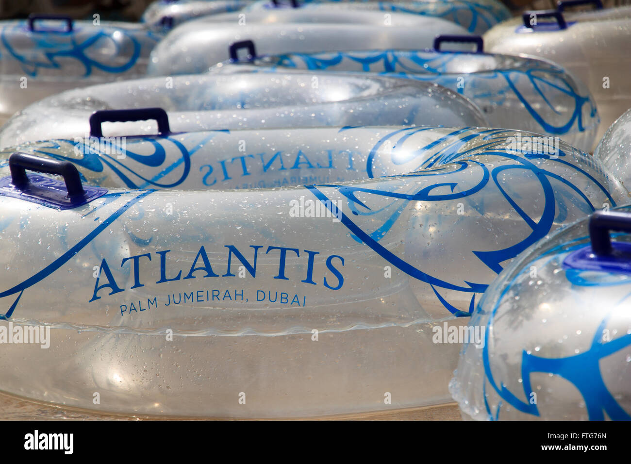 Atlantis the palm waterpark hi-res stock photography and images - Alamy