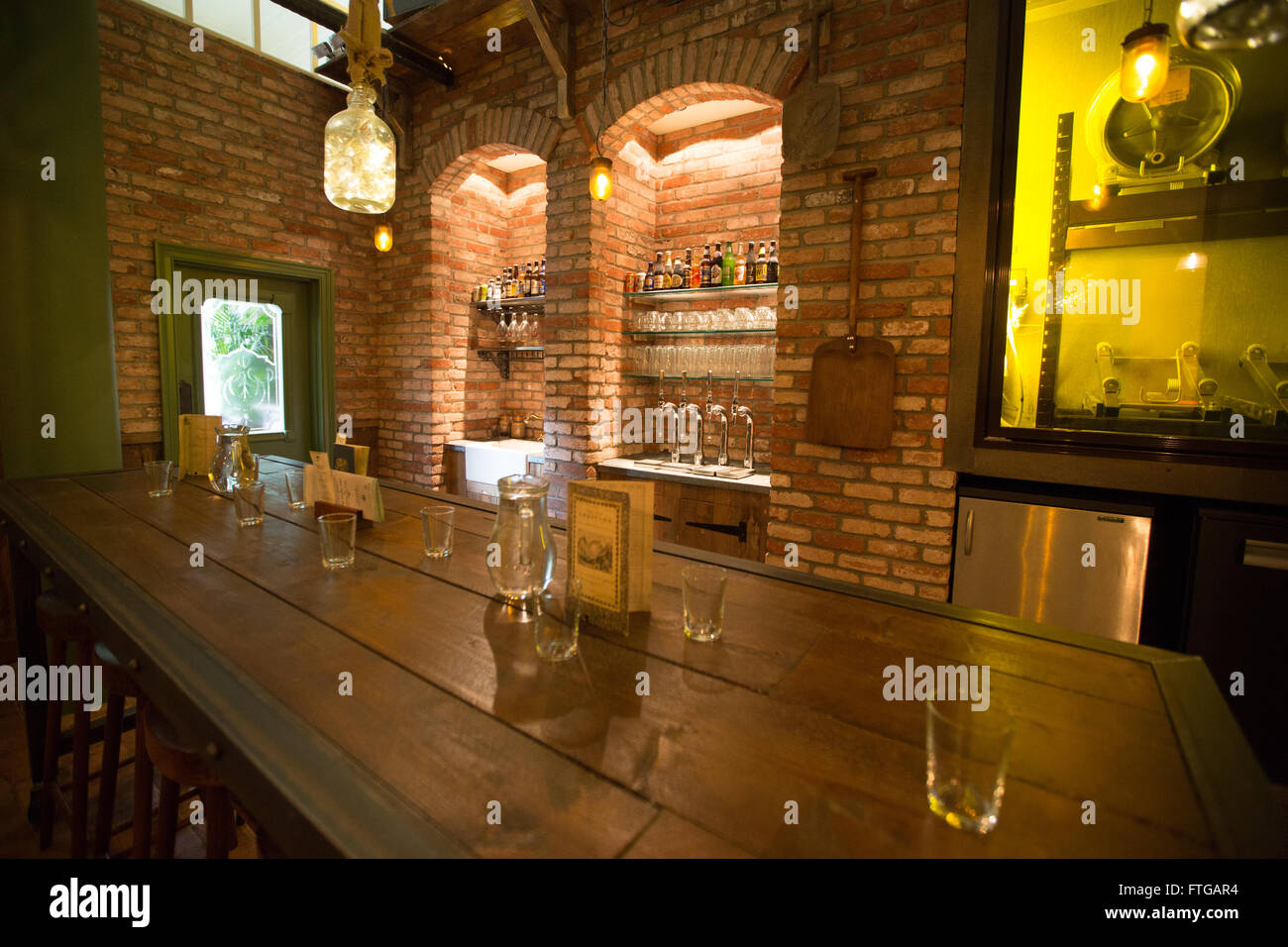 Interior of The Trading House bar, restaurant and pub in Glasgow ...