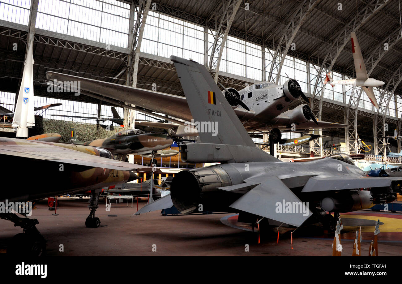 Junkers ju 56 and f 16 fighting falcon hi-res stock photography and ...