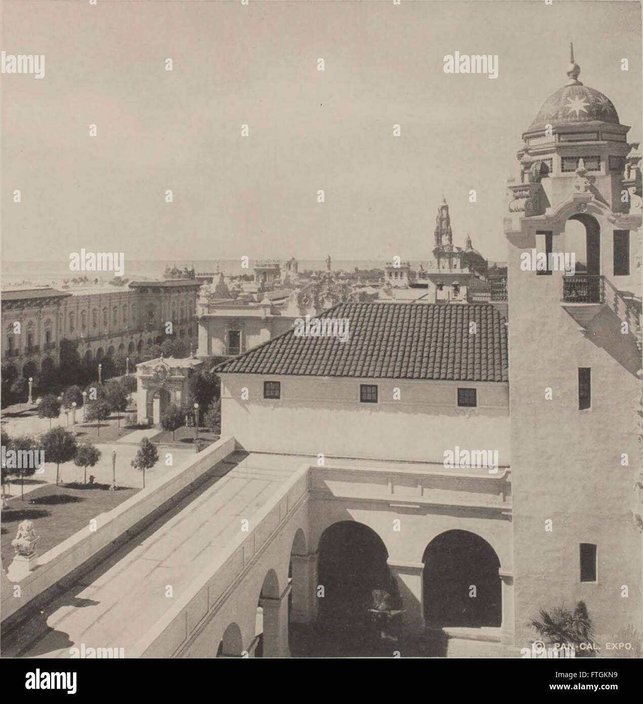 *Official Views San Diego Panama-California Exposition* (1915) presents ...