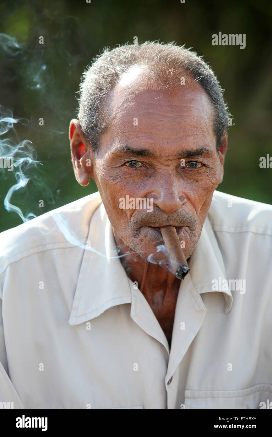 CUBA - September 2011: Cubanas - Cuban men Stock Photo - Alamy