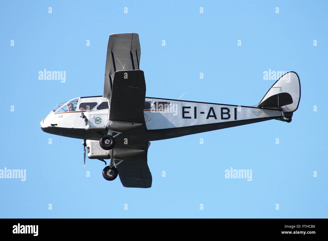 "Iolar" (EI-ABI), a de Havilland DH-84 Dragon A of the Irish Historic ...