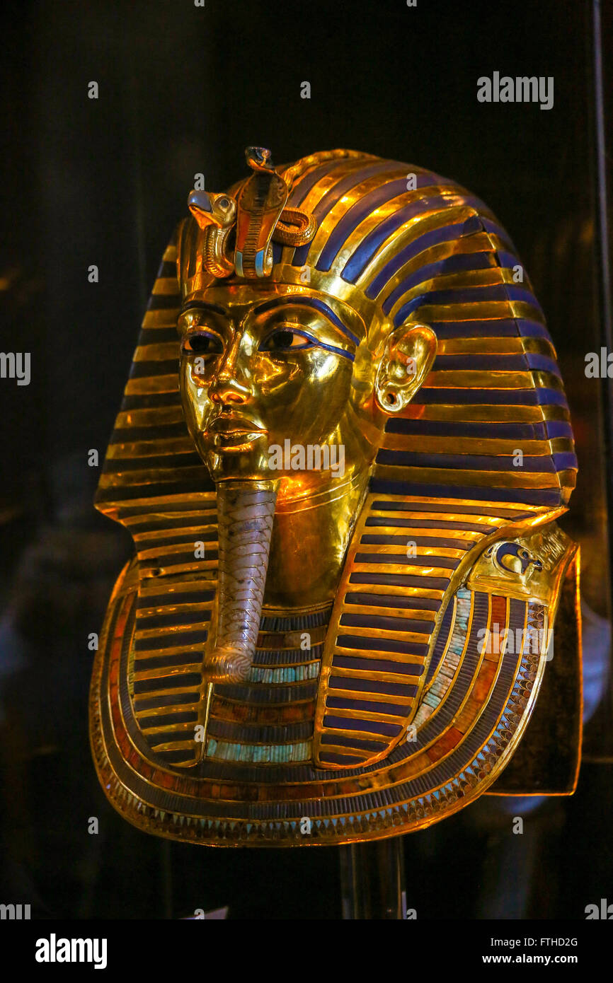 Tutankhamun mask repair hi-res stock photography and images - Alamy