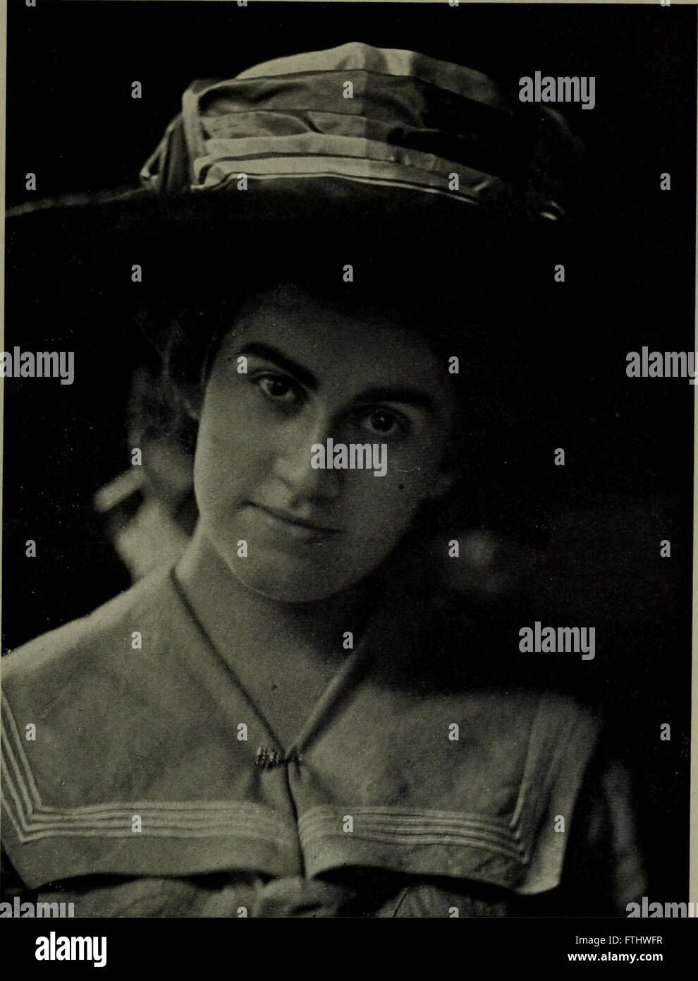 'The American Annual of Photography' (1911) is a photographic reference ...