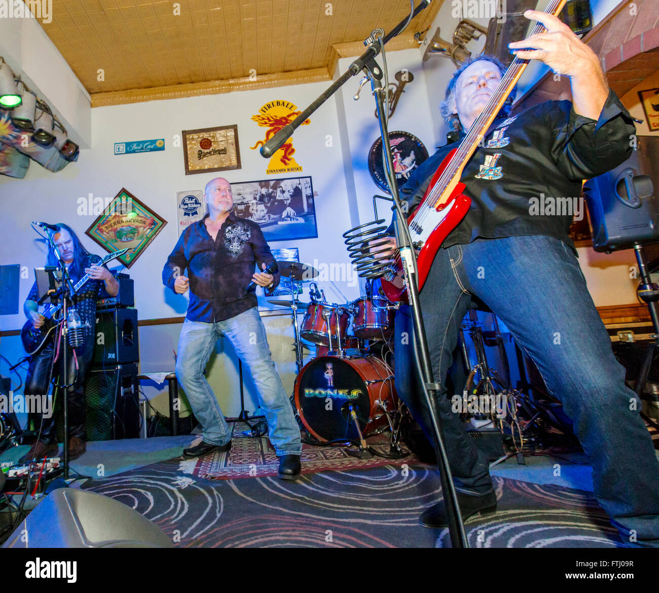 Music smoke tone hi-res stock photography and images - Alamy