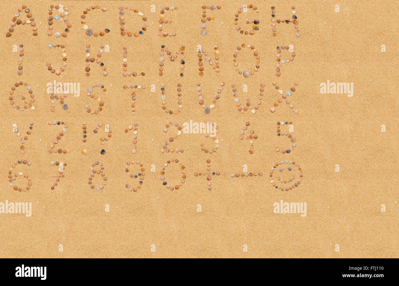 Seashell alphabet and numbers Stock Photo - Alamy