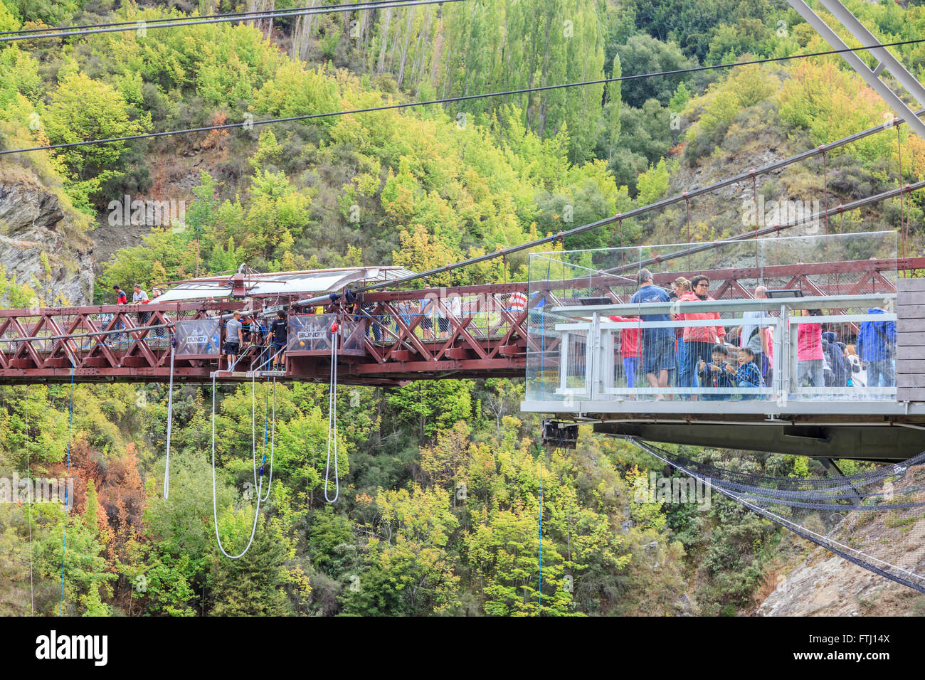 AJ Hackett, Bungy Jump, Kawarau Bridge,Shotover river,Queenstown,Otago ...