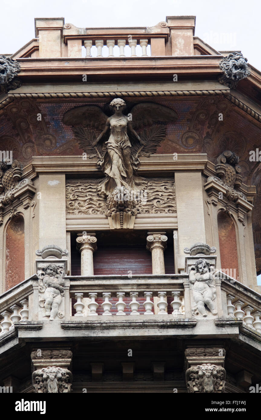 Coppede quarter hi-res stock photography and images - Alamy