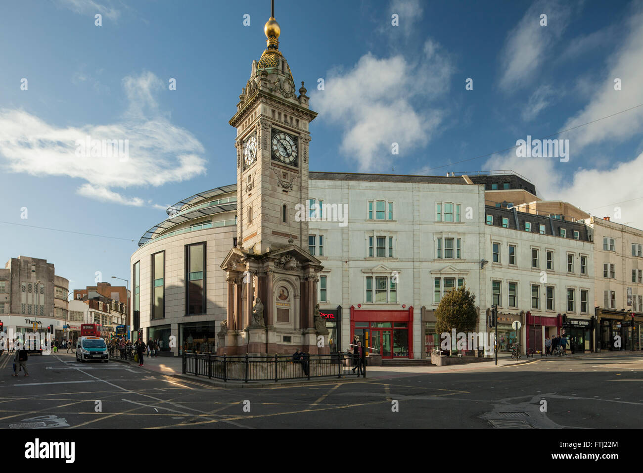 Sunny afternoon in Brighton city centre, England Stock Photo - Alamy