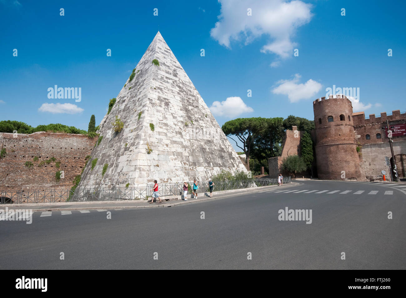 Cestia pyramid hi-res stock photography and images - Alamy