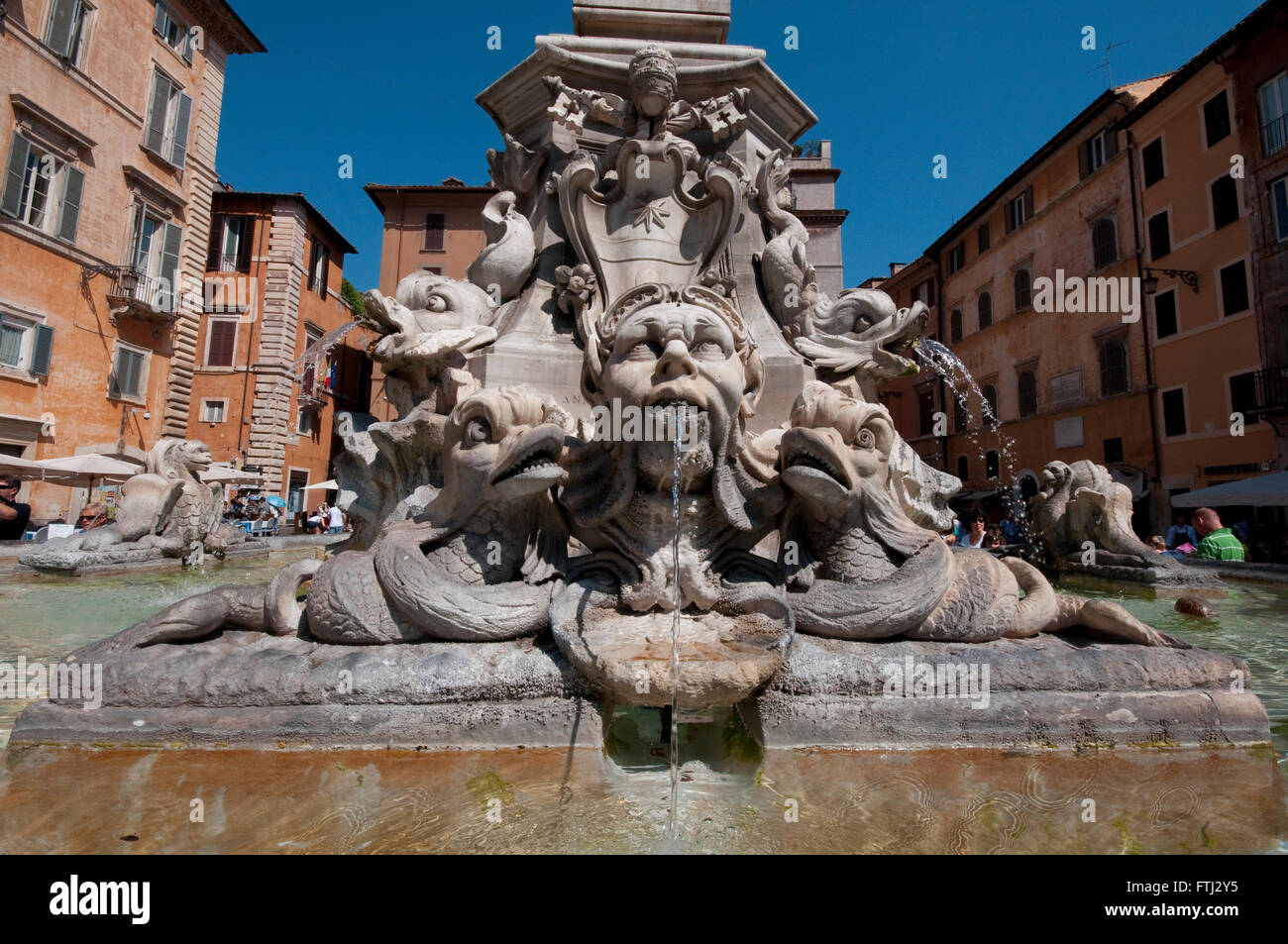 Pantheon square hi-res stock photography and images - Alamy