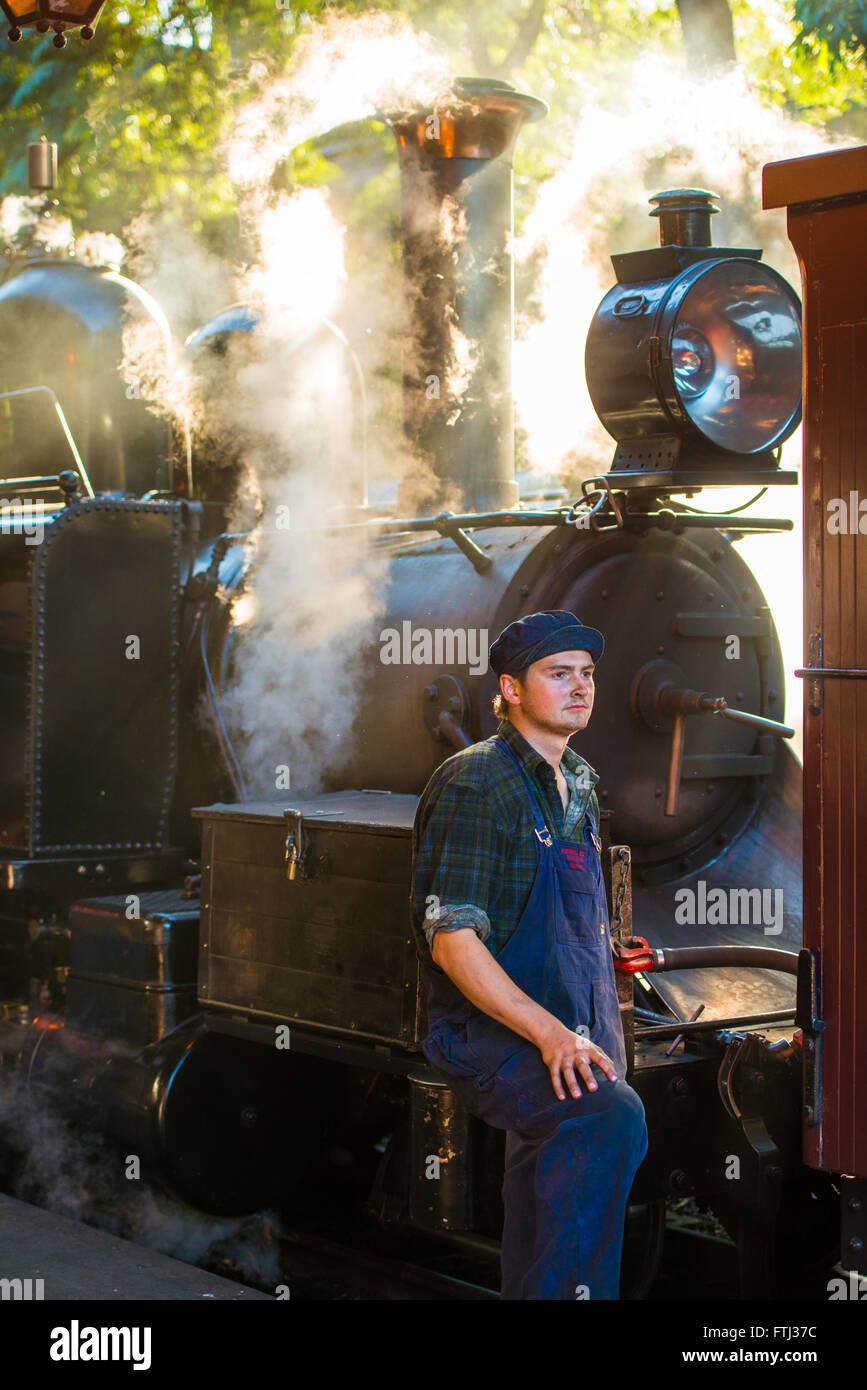 Locomotive conductor hi-res stock photography and images - Alamy