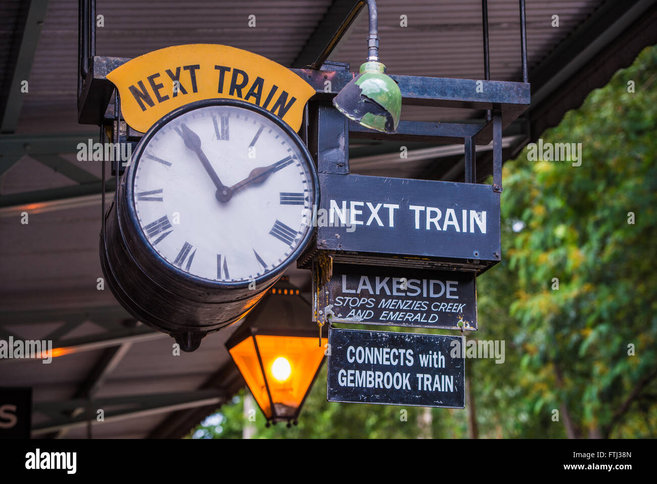 Train timetable board hi-res stock photography and images - Alamy