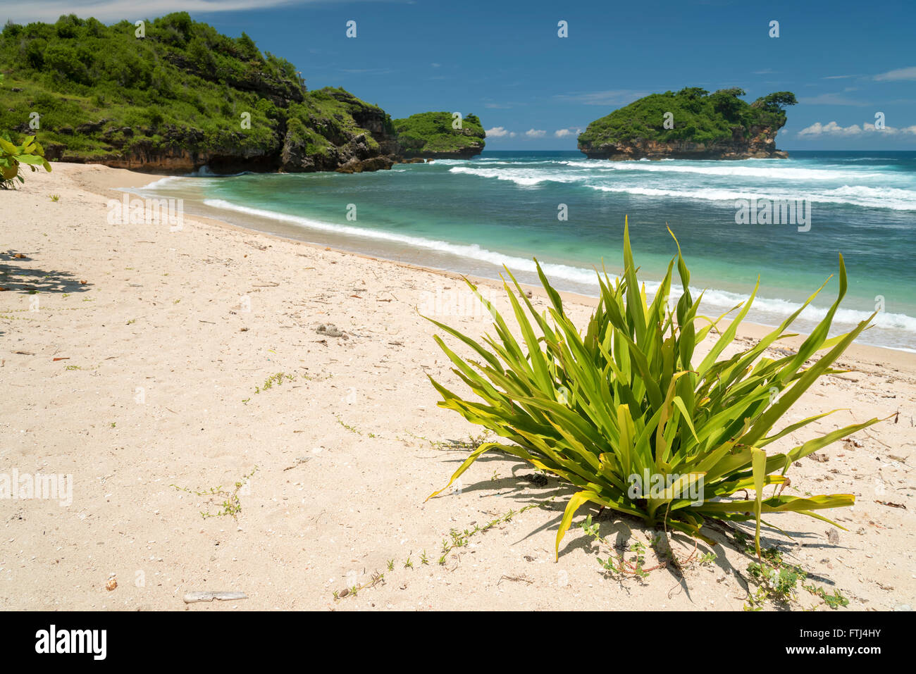 Watu karung beach hi-res stock photography and images - Alamy