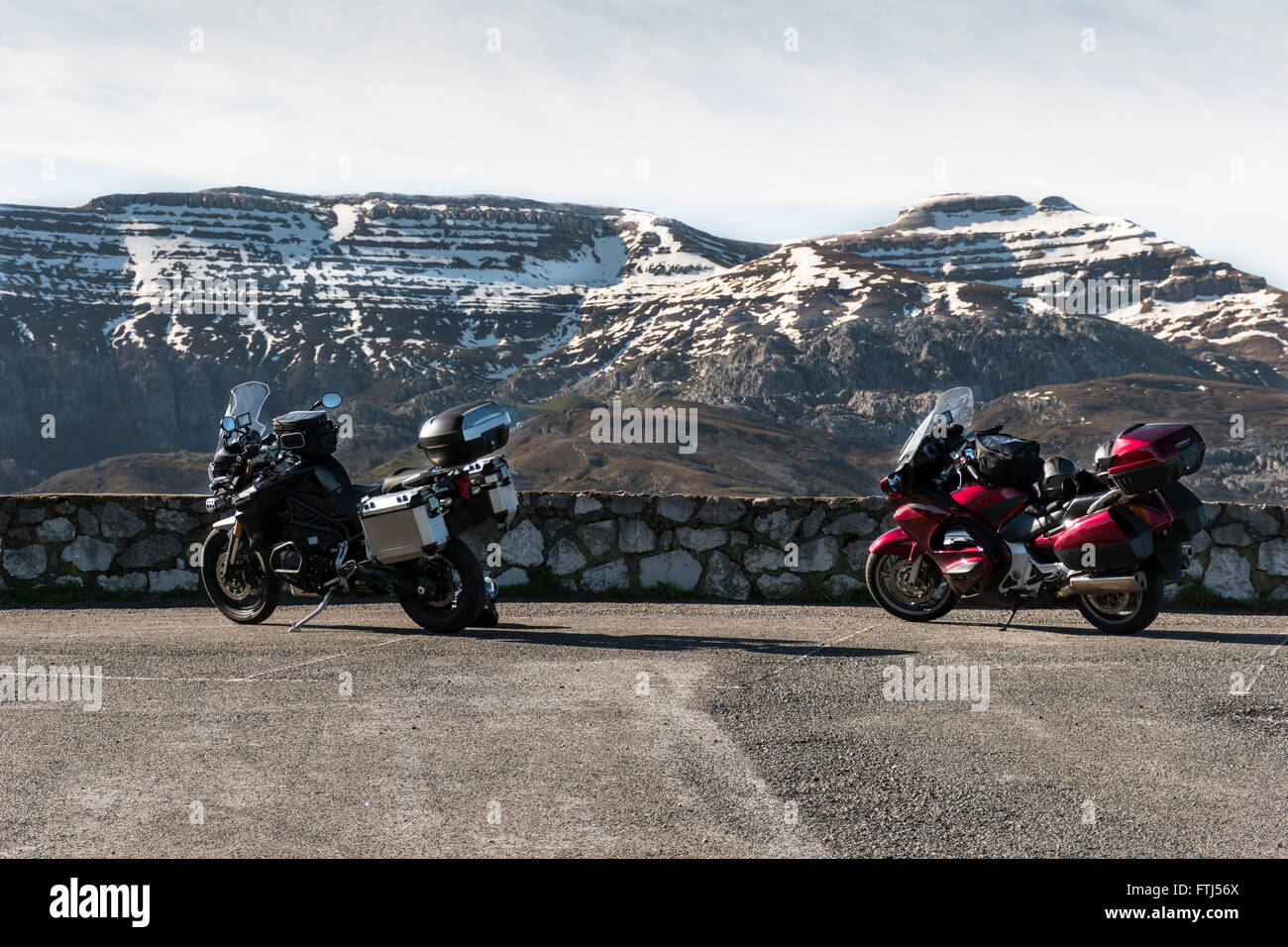 TWO MOTORCYCLES IN FRONT OF A BEAUTIFUL LANDSCAPE Stock Photo - Alamy