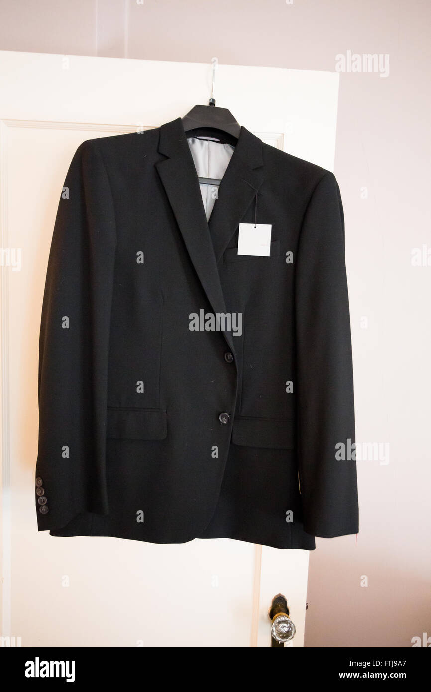 Open suit jacket hi-res stock photography and images - Alamy