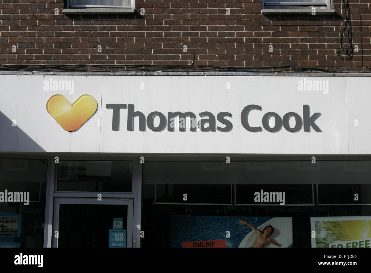 THOMAS COOK SHOP HIGH STREET Stock Photo - Alamy