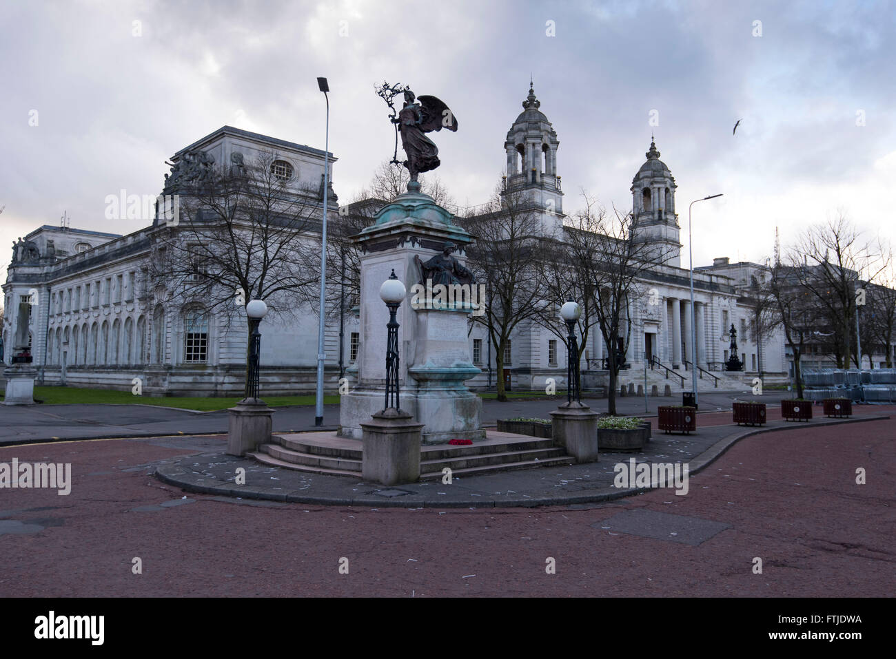 Cardiff crown court cardiff south wales hi-res stock photography and ...