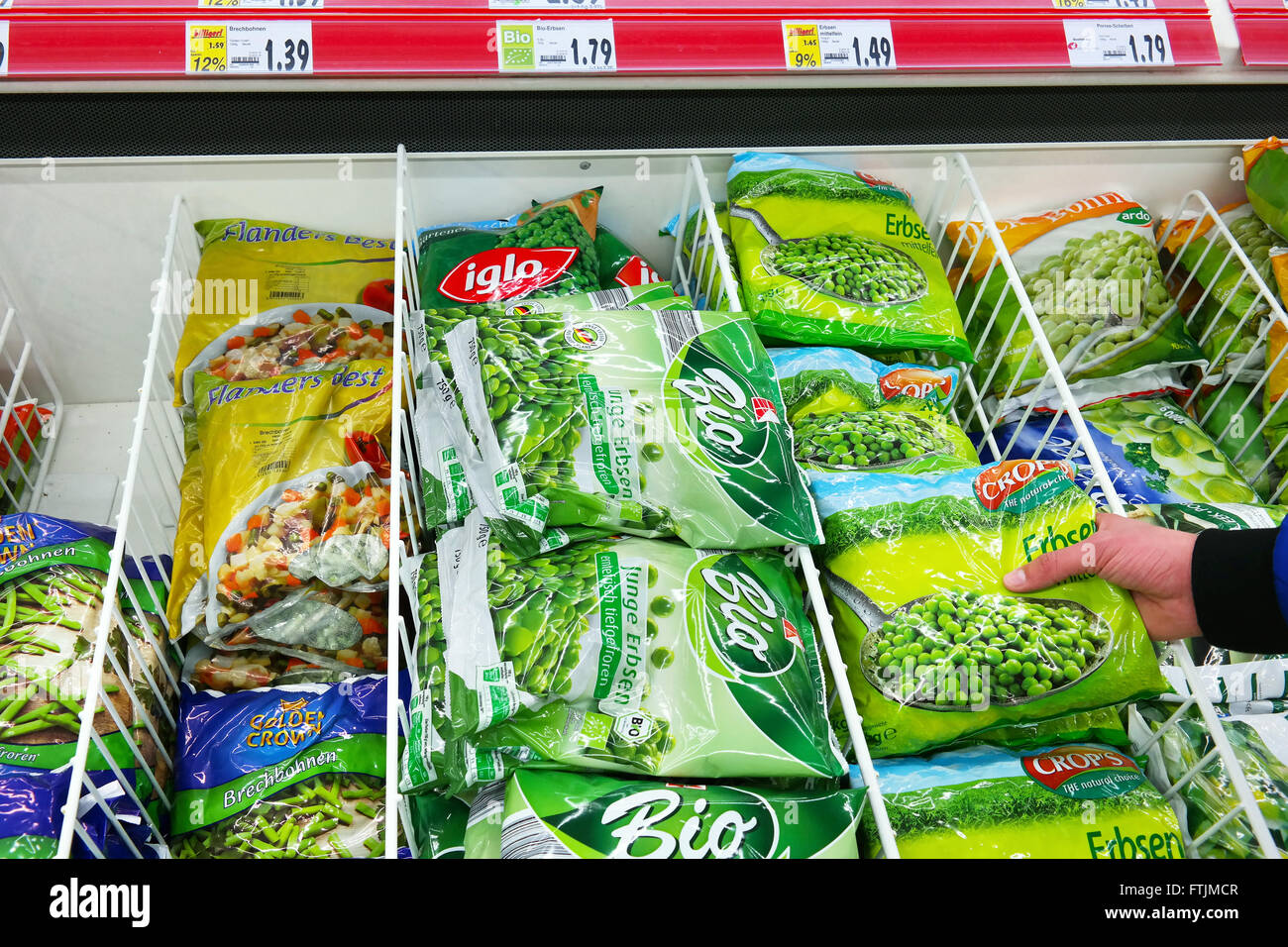 Food Packages in Freezer Stock Photo - Alamy