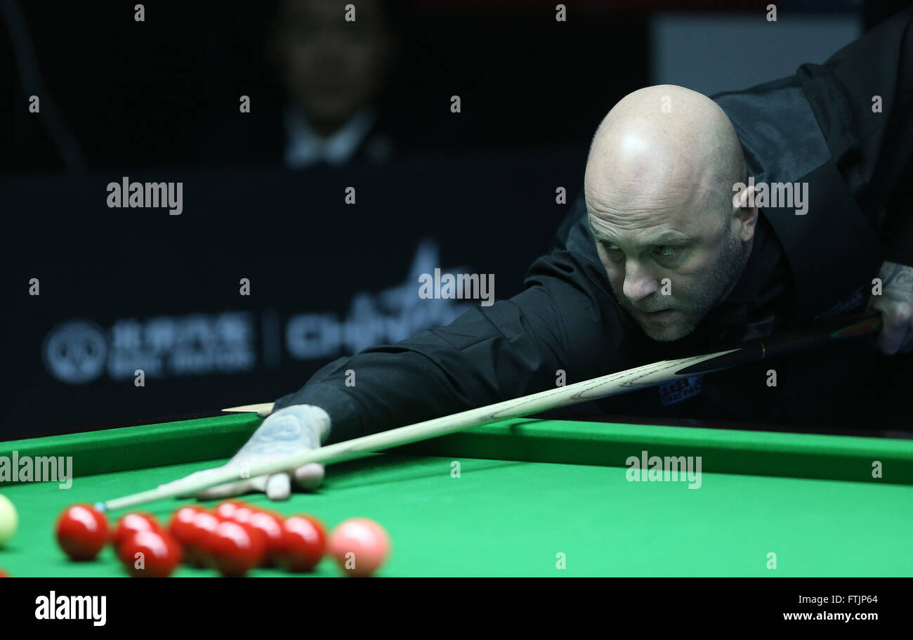 Mark king snooker hi-res stock photography and images - Alamy