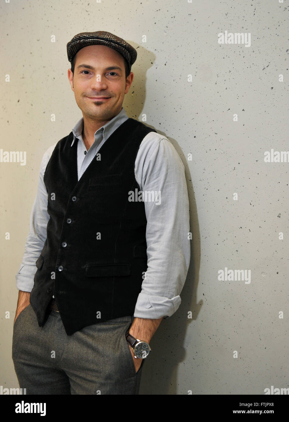 Frankfurt Main, Germany. 05th Nov, 2009. German singer Roger Cicero ...