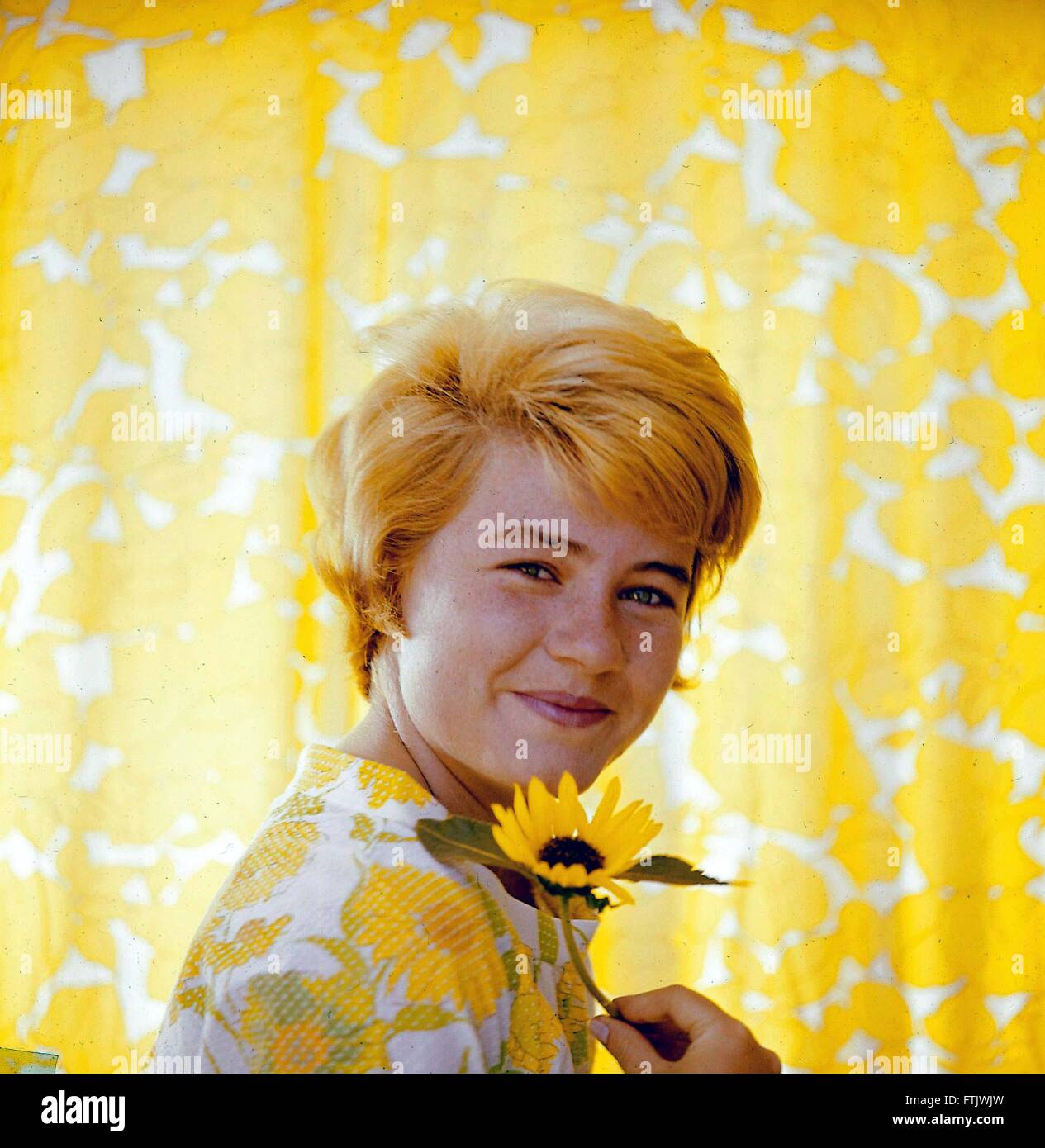 Patty duke miracle worker hi-res stock photography and images - Alamy