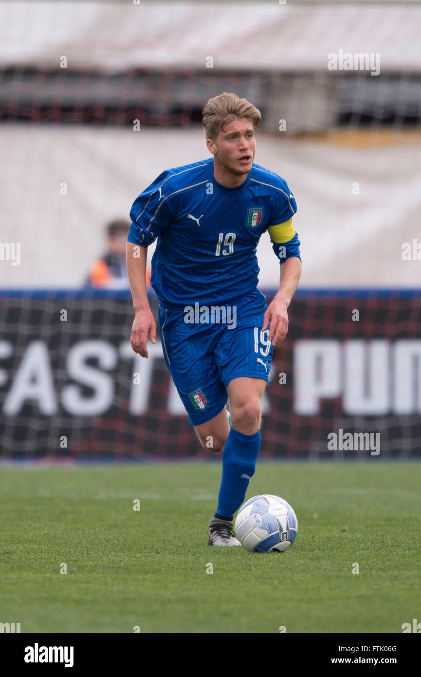 European under 19 championship qualifier hi-res stock photography and ...