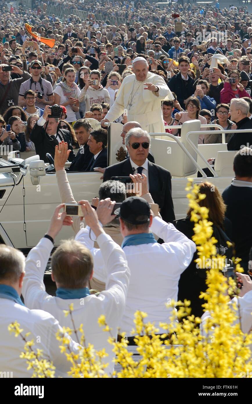 Pope Francis - Weekly General Audience Stock Photo - Alamy