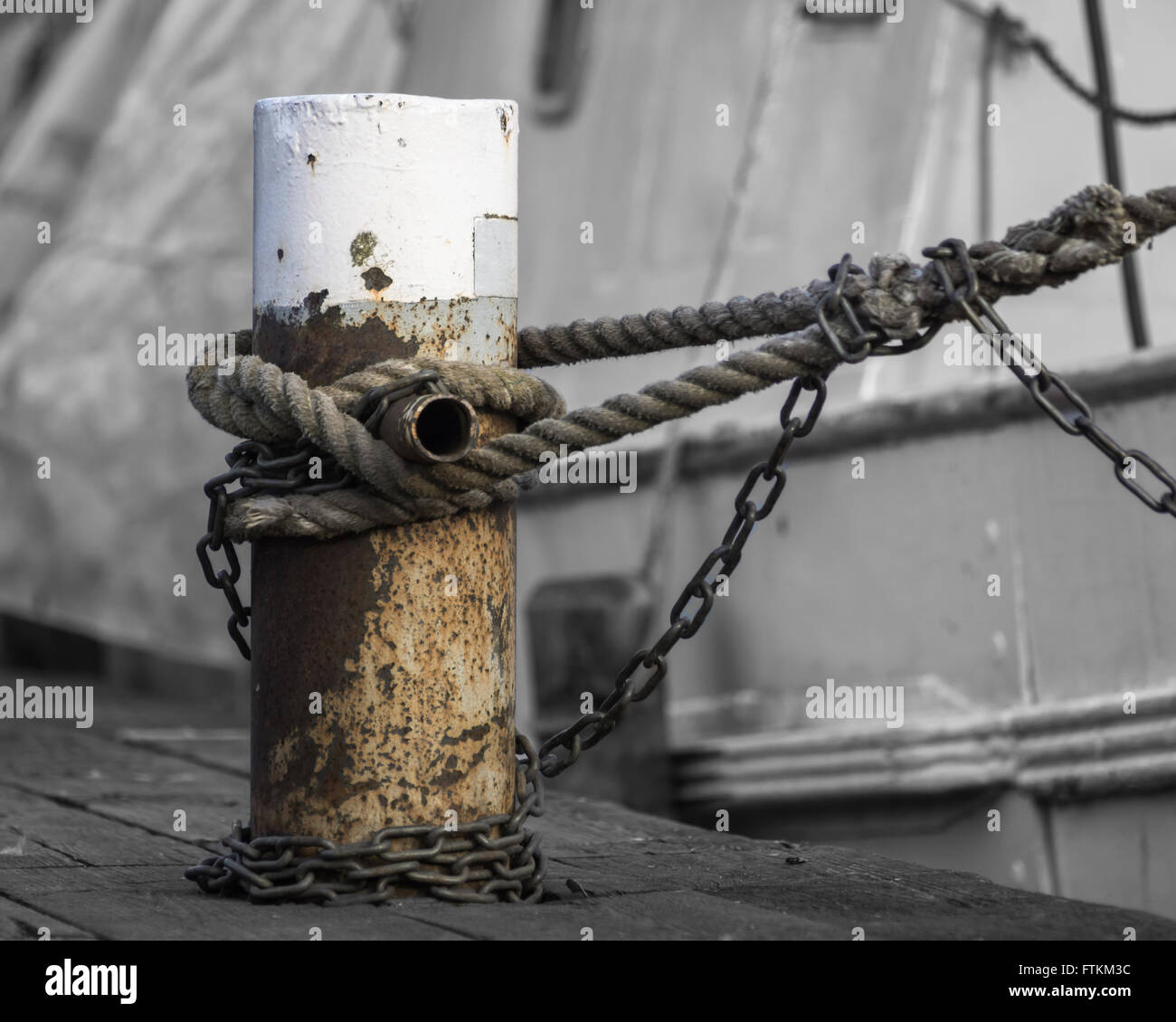 This is an image of a rusty, old pole Stock Photo - Alamy