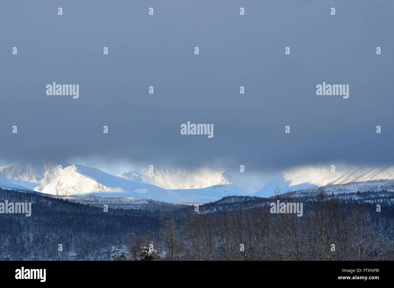 Heavy Cloud Layer High Resolution Stock Photography and Images - Alamy