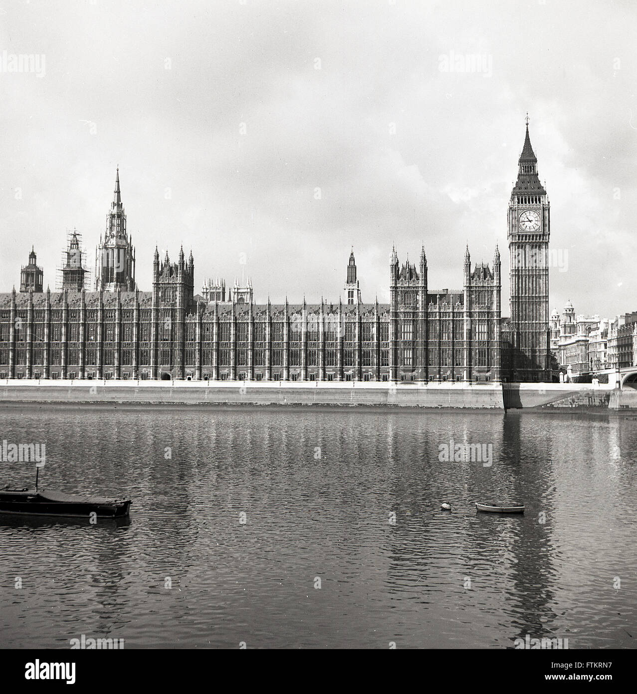 1950s Houses Of Parliament High Resolution Stock Photography and Images ...