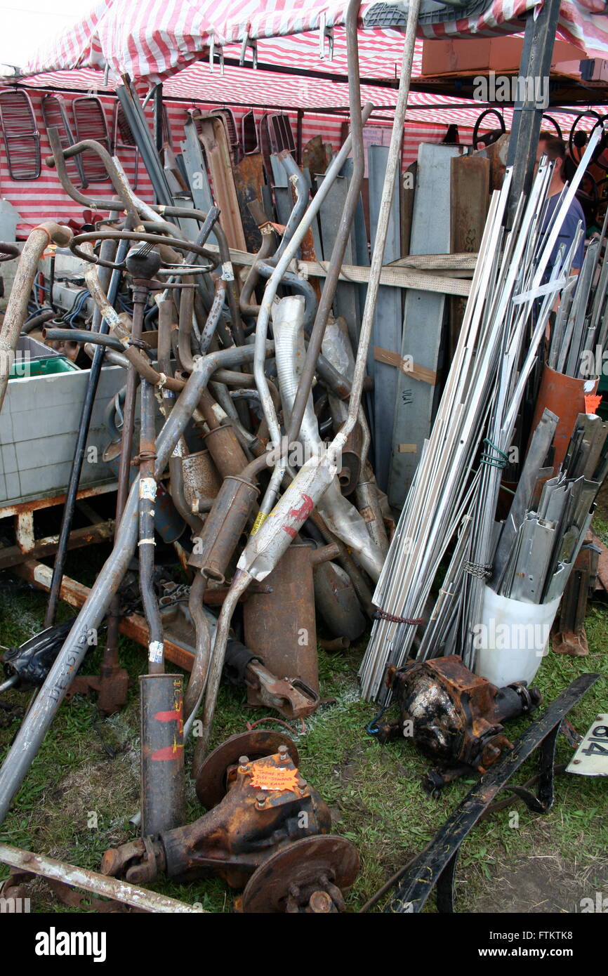 Treasure/Junk at Beaulieu Autojumble Stock Photo - Alamy