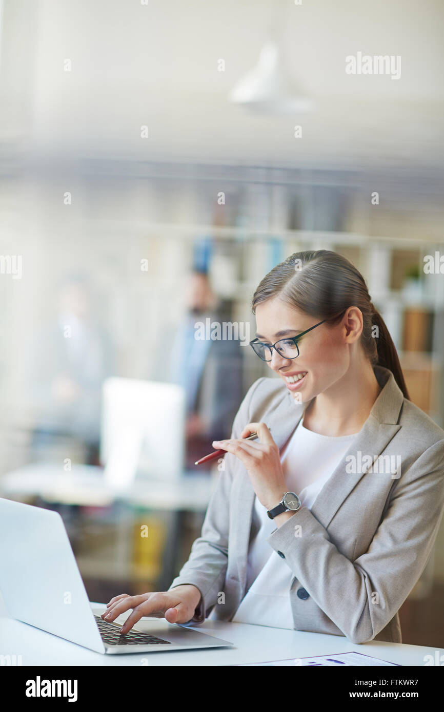 Corporate woman typing hi-res stock photography and images - Alamy