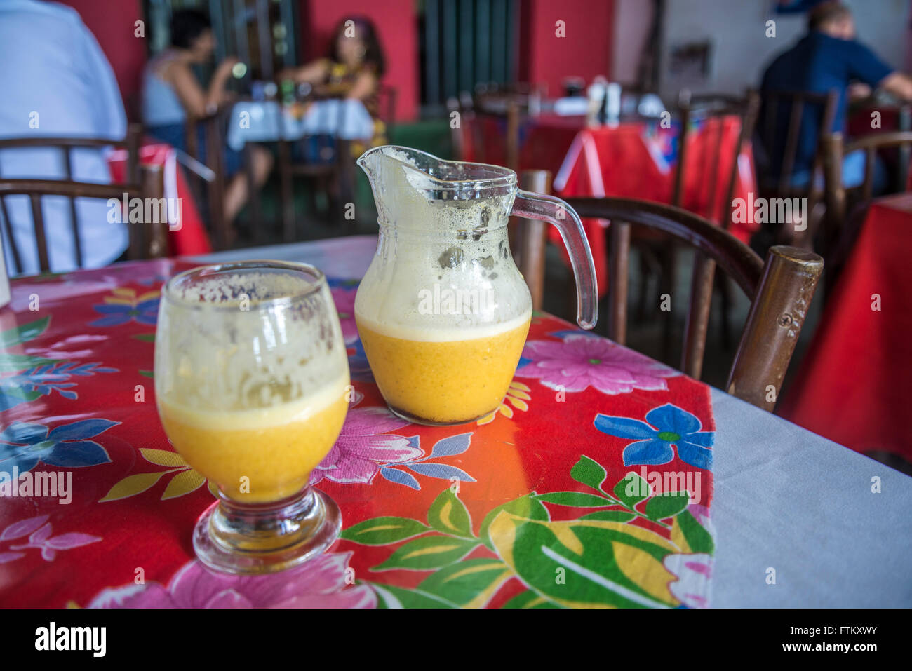 Maracuja juice, freshly pressed passion fruit juice, Salvador, Bahia ...