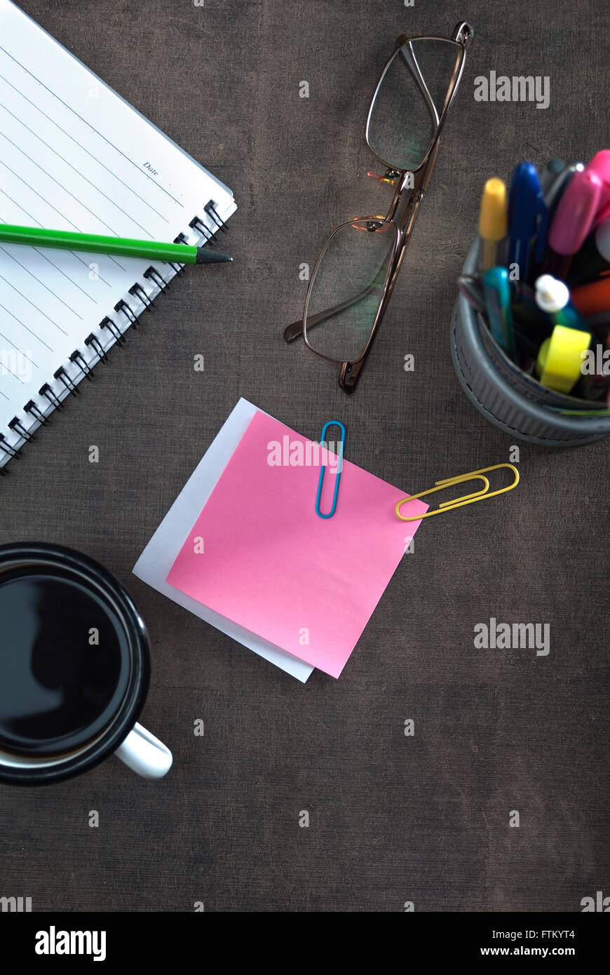 Office material hi-res stock photography and images - Alamy