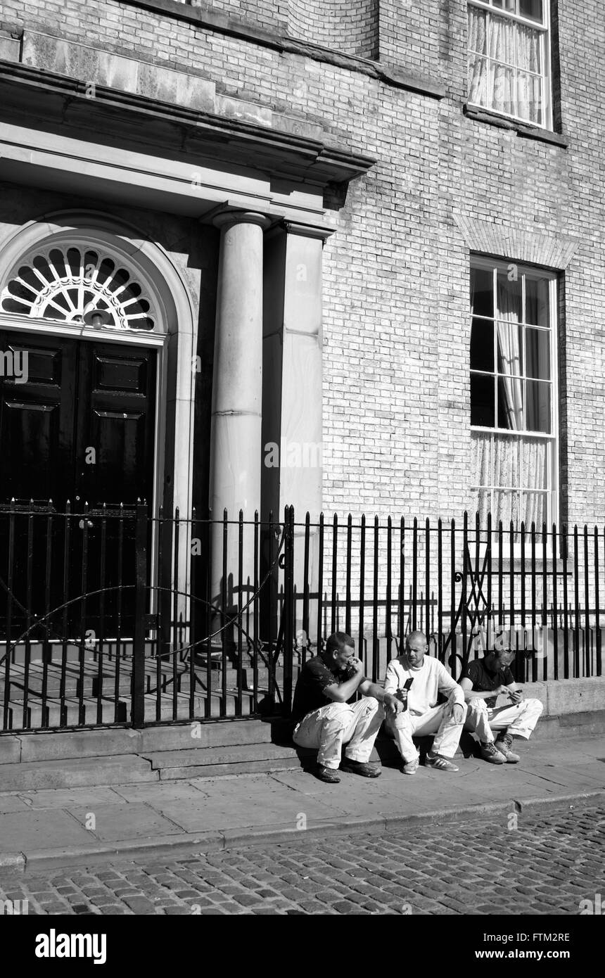 Men at work door Black and White Stock Photos & Images - Alamy
