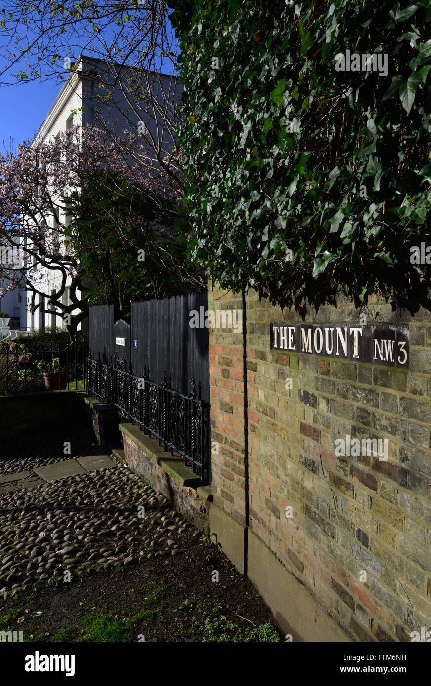 London NW3, Hampstead, The Mount Stock Photo - Alamy