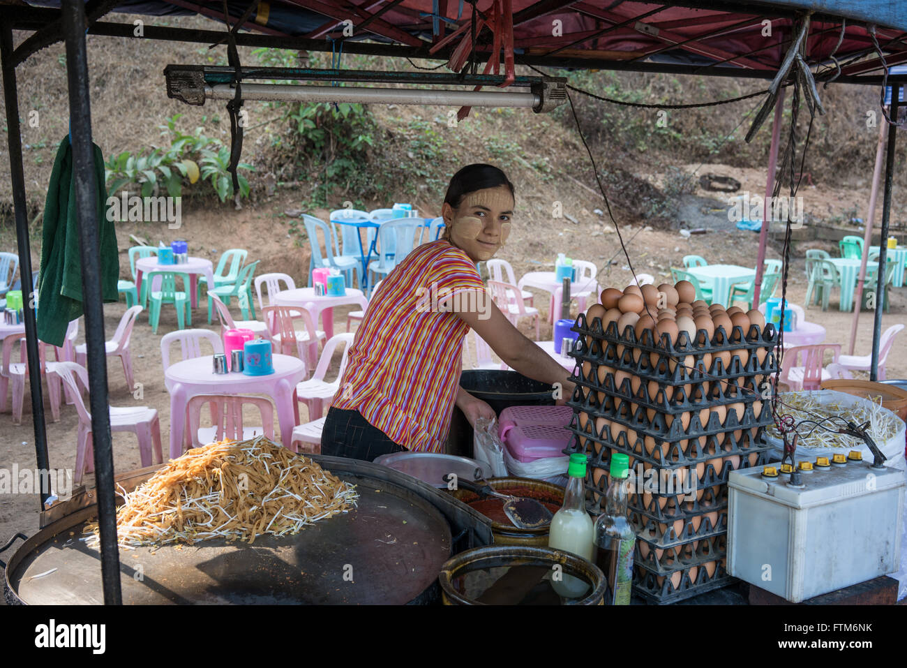 Food of myanmar hi-res stock photography and images - Alamy