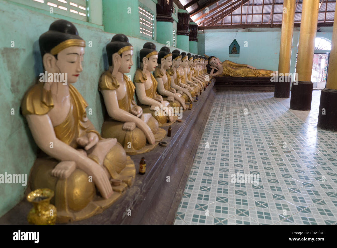 Buddha statue at a temple in Myeik, Myanmar Stock Photo - Alamy