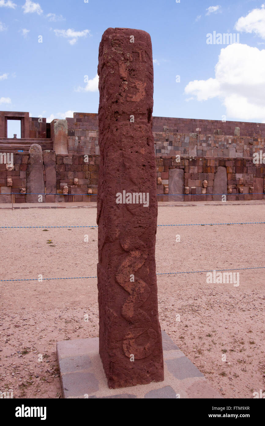 Kalasasaya temple tiwanaku tiahuanaco la hi-res stock photography and ...