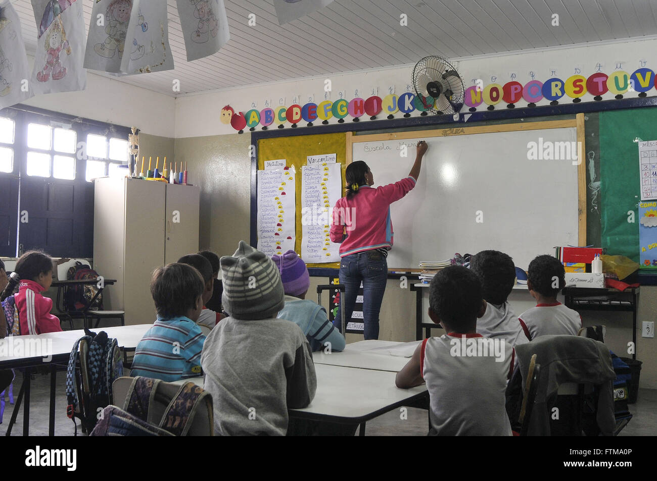 Village school hi-res stock photography and images - Alamy