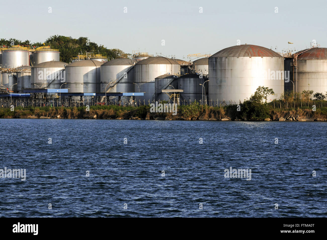 Fuel tanks in the liquid bulk terminal at the Port of Aratu Stock Photo ...