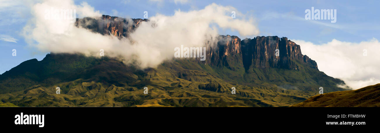 Mount Roraima National Park boundary - Brazil - Venezuela - Guyana ...