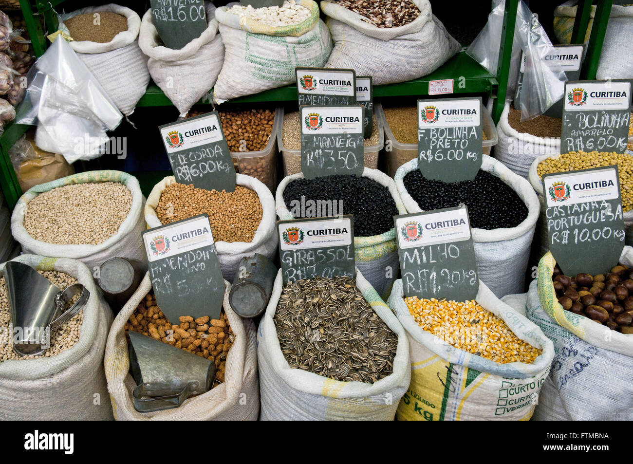 Sacks Of Grain Stock Photos & Sacks Of Grain Stock Images - Alamy
