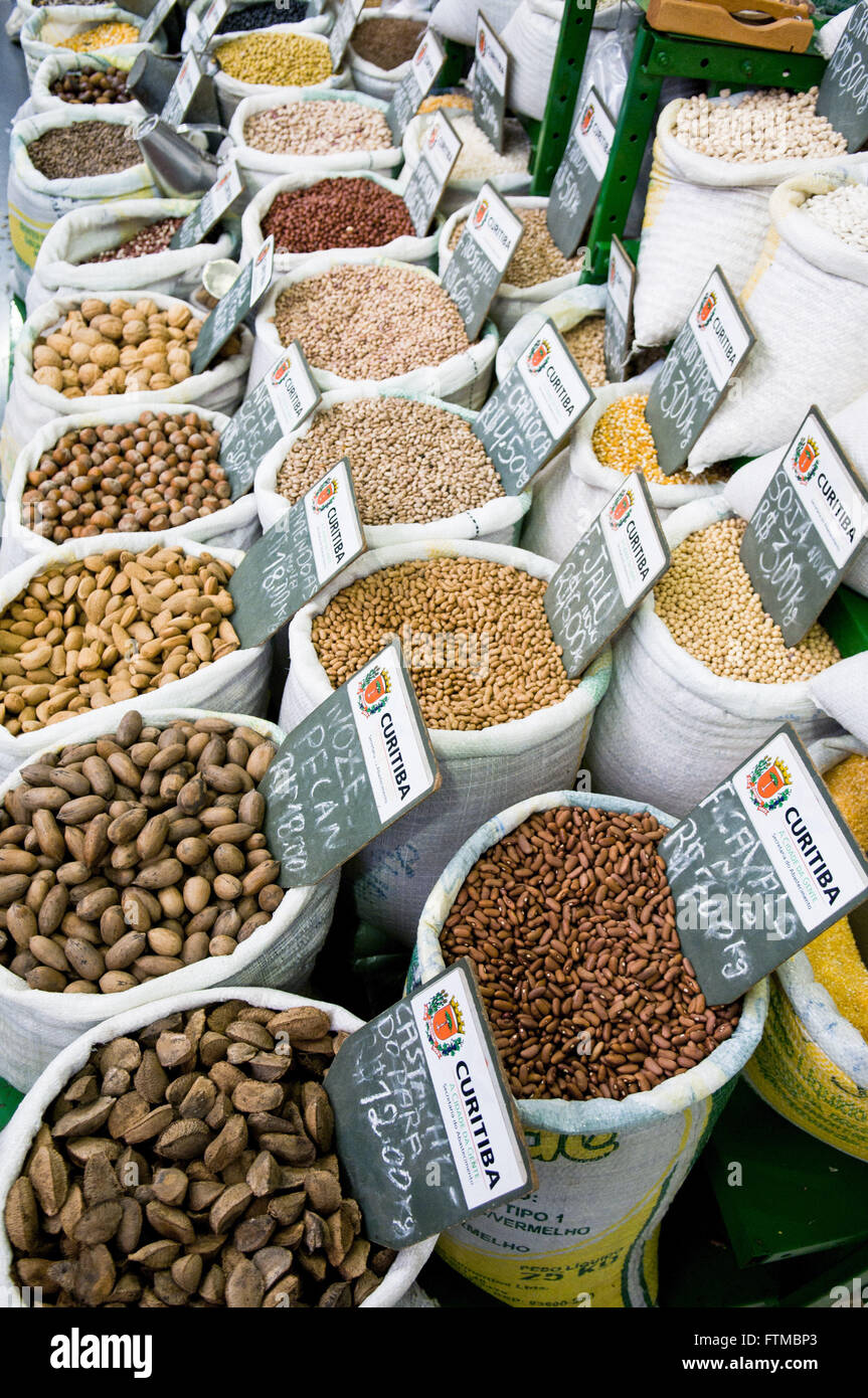 Sacks of grain hi-res stock photography and images - Alamy